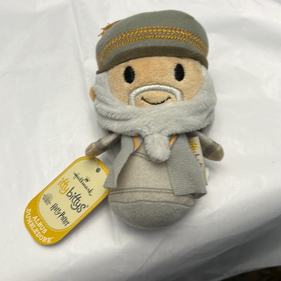Hallmark | Toys | Hallmark Harry Potter Albus Dumbledore Itty Bittys ...